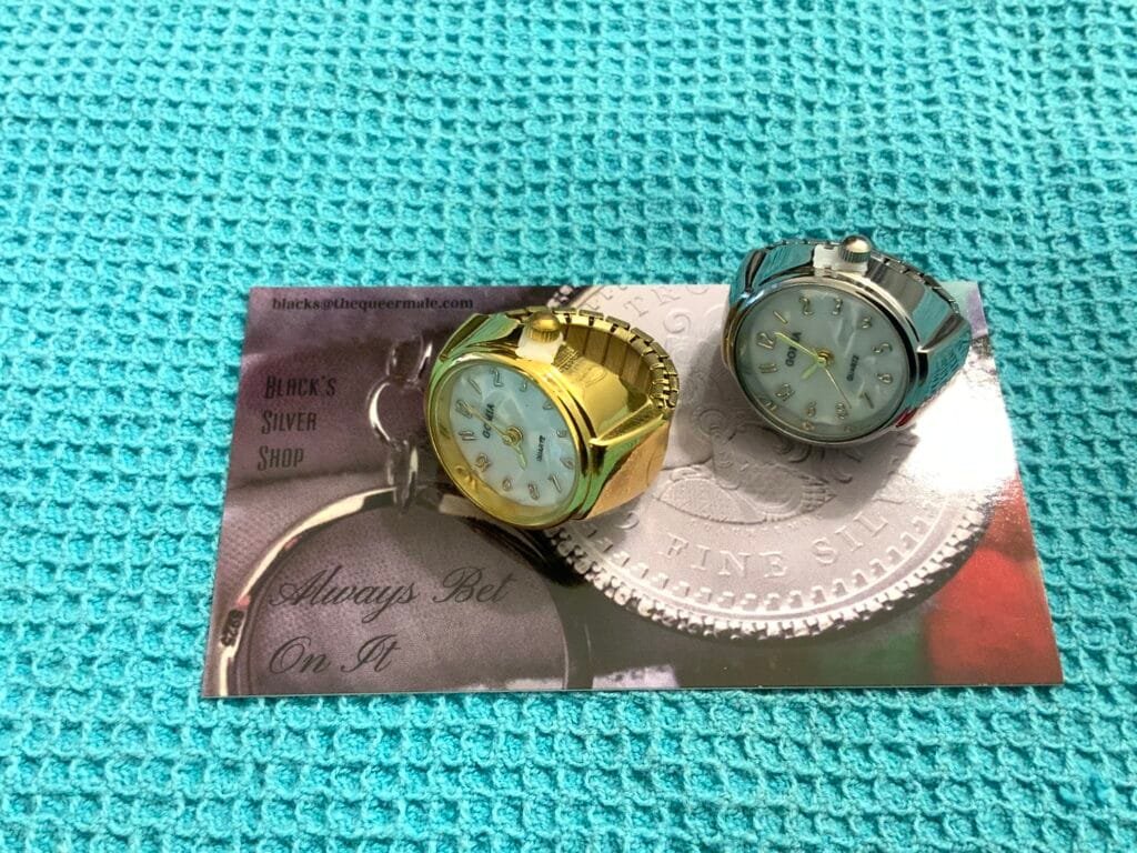 Gomia Ring Watch